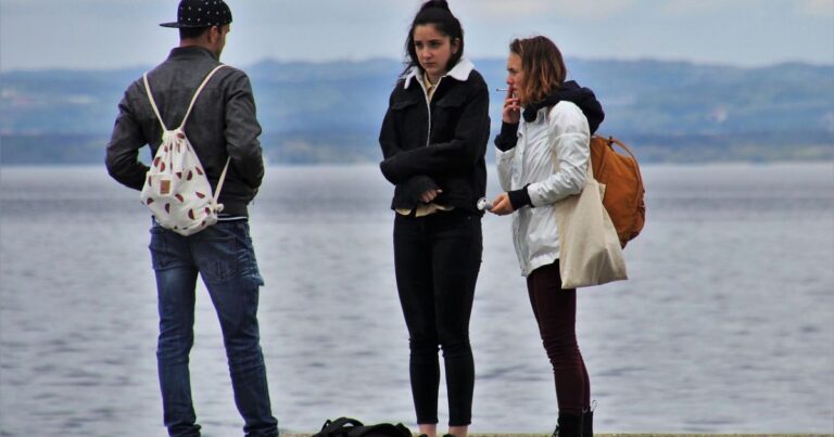 What To Say When Asking a Girl Out: 9 Ways with 190 Examples