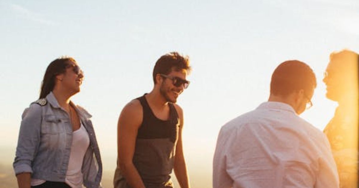 Your Fly Is Down:What to Say and How to Avoid Awkward Moments